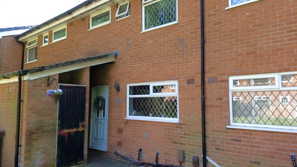 Summercroft, Oldham 3 bed terraced house for sale - £170,000