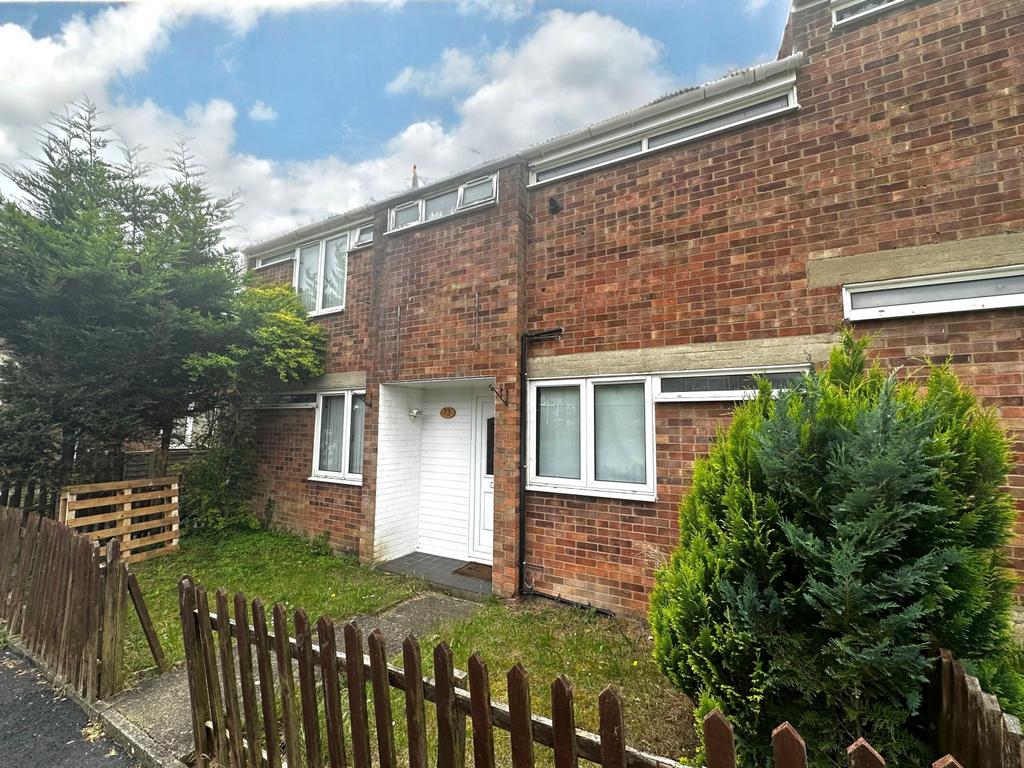 Clare Close, Mildenhall, Suffolk, IP28 3 bed end of terrace house to ...
