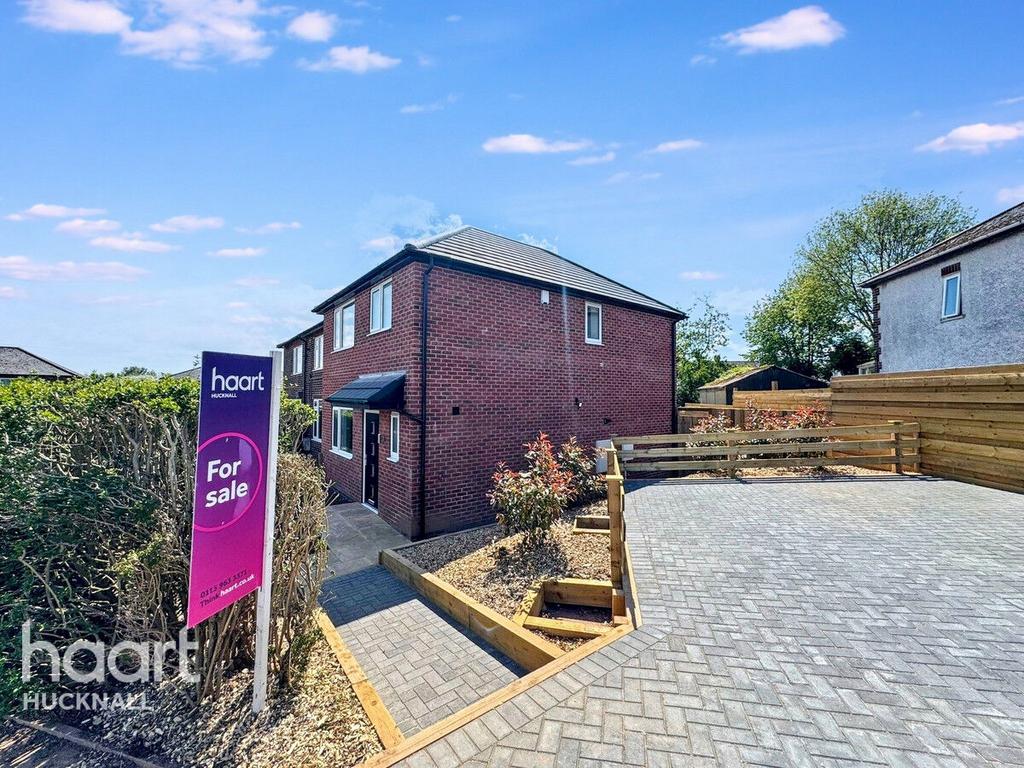 Beauvale Road, Nottingham 3 bed detached house for sale - £270,000