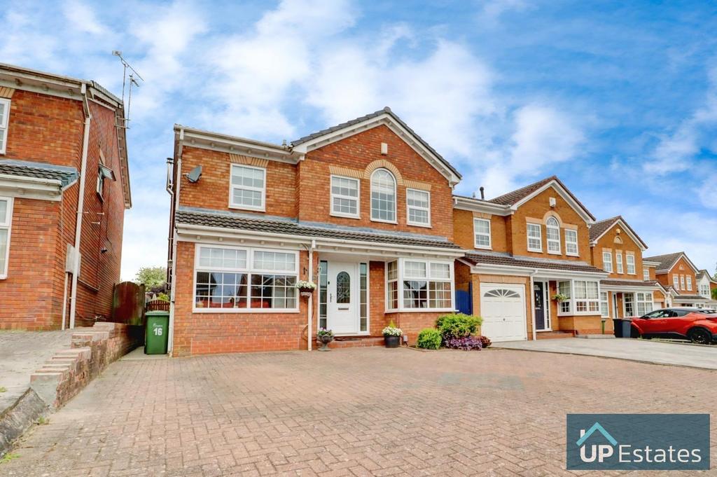 Tewkesbury Drive, Bedworth 4 bed detached house - £365,000