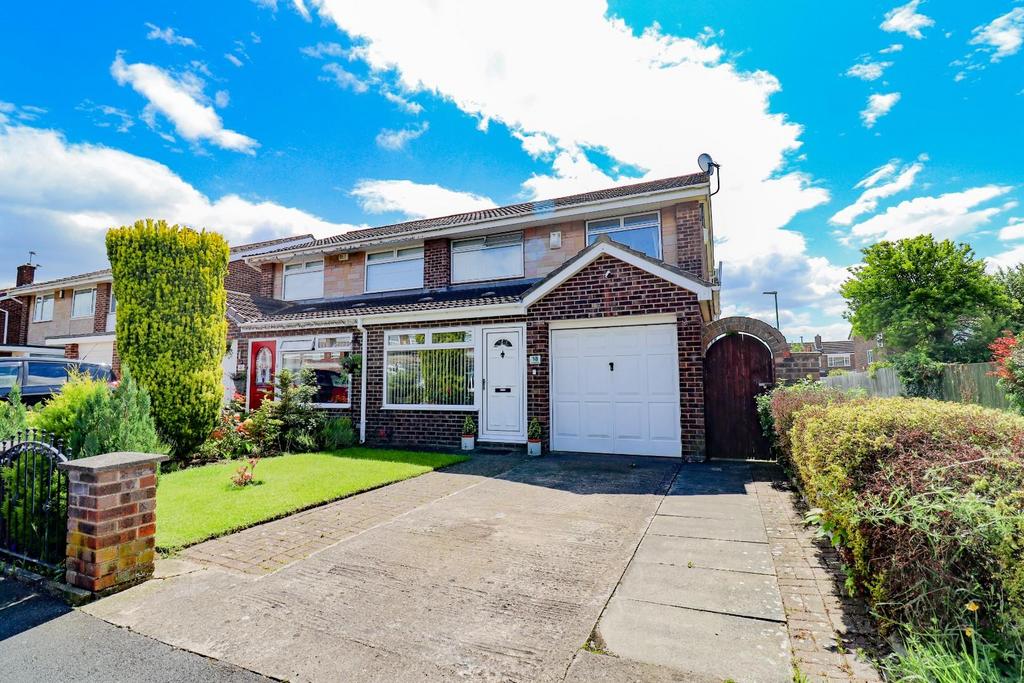 Chadderton Drive, Stainsby HIll... 3 bed semi-detached house - £200,000