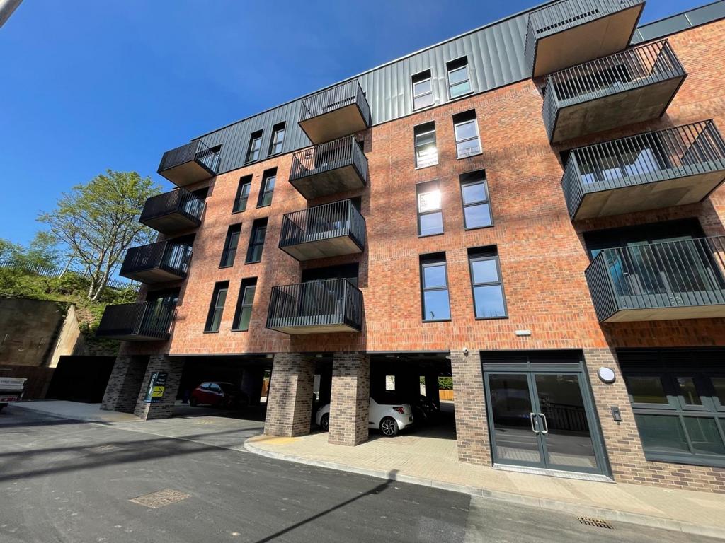 North Works, Dalmuir Road... 1 bed apartment - £900 pcm (£208 pw)