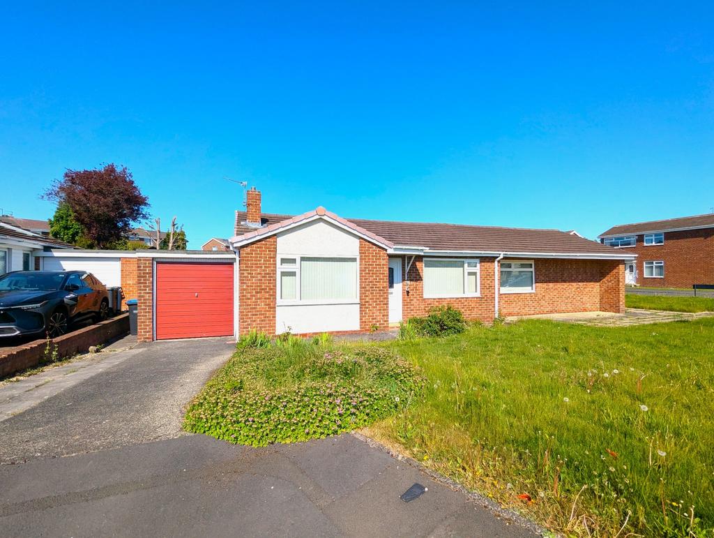 Hilda Park, Chester Le Street, DH2 2 bed semi-detached bungalow for ...