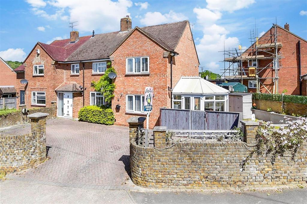 Meadow Crescent, Upper Halling... 4 bed semi-detached house for sale ...