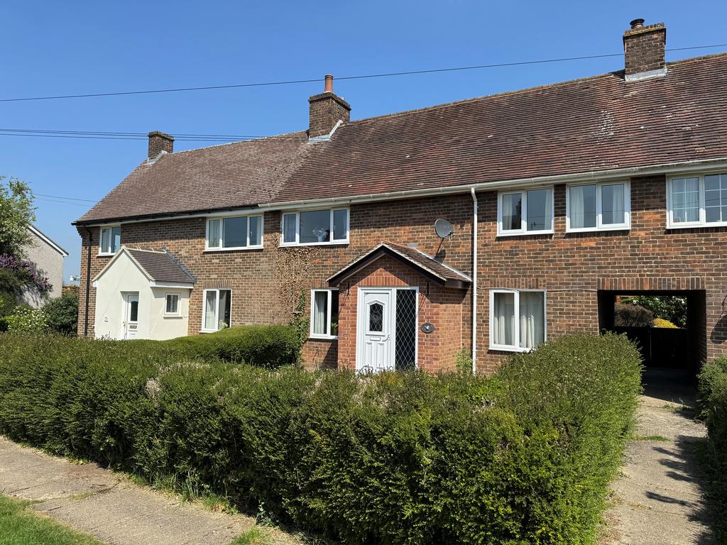 Jubbs Lane, Ogbourne St George... 3 bed terraced house - £290,000