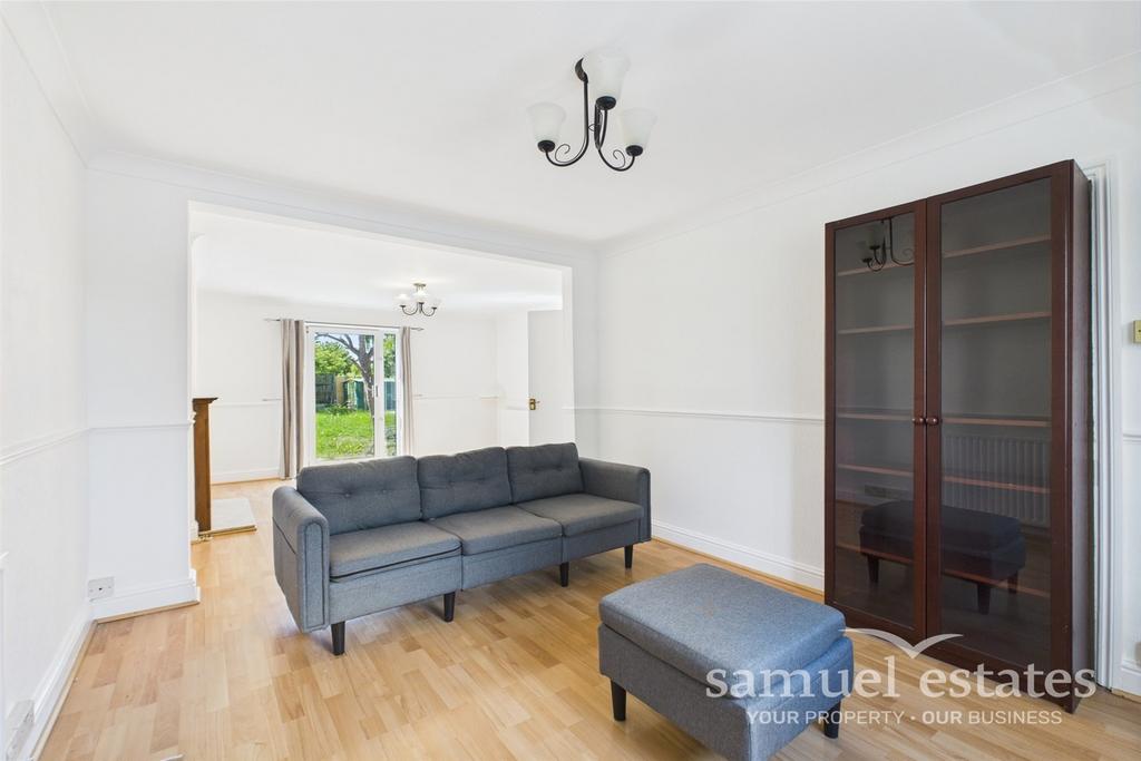 Western Road, Mitcham, CR4 3 bed semi-detached house - £2,200 pcm (£508 pw)