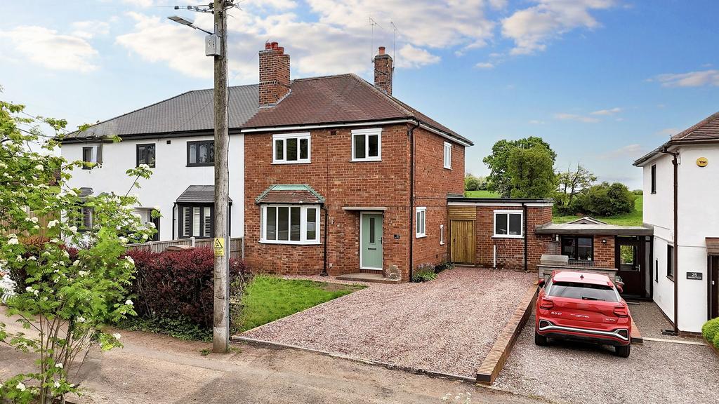 Uttoxeter Road, Stone, ST15 3 bed semi-detached house for sale - £295,000