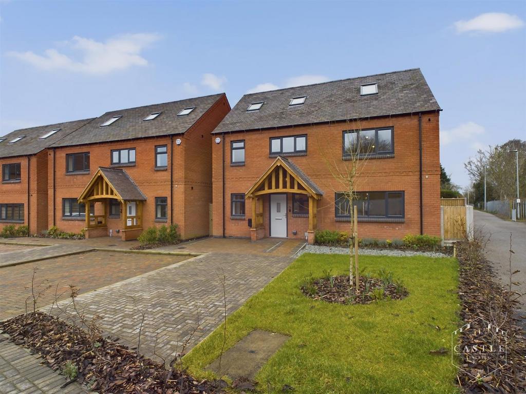 The Outwoods, Burbage 3 bed detached house for sale - £500,000
