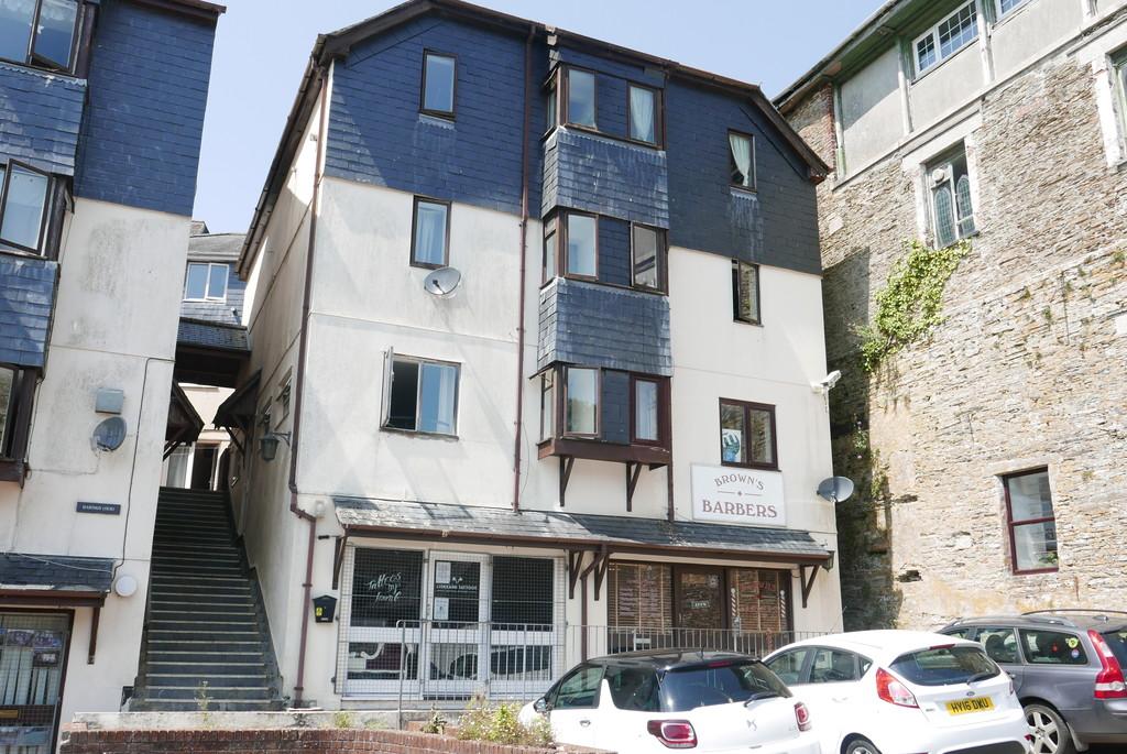 Marthus Court, Liskeard 1 bed apartment - £550 pcm (£127 pw)