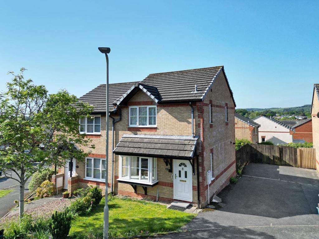Badgers Way, Bovey Tracey, TQ13 2 bed end of terrace house for sale - £ ...