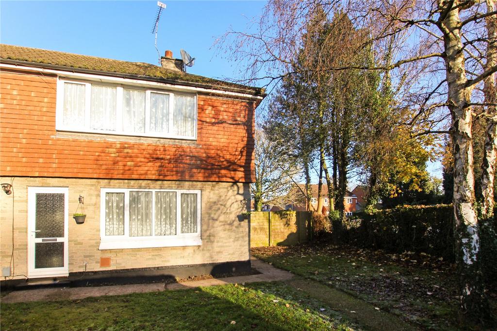Dunstable LU5 3 bed semi-detached house to rent - £1,350 pcm (£312 pw)
