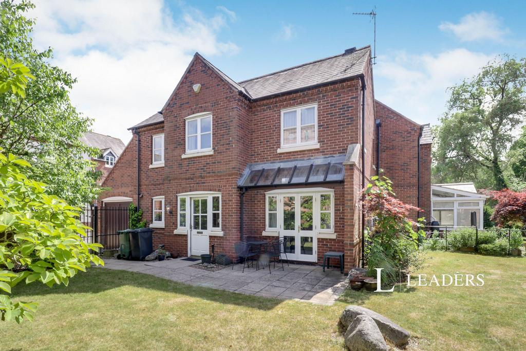 Weavers Close, Quorn, LE12 3 bed townhouse to rent - £1,200 pcm (£277 pw)