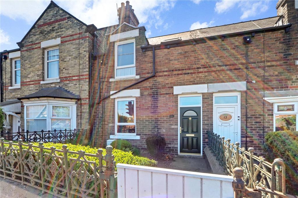 Milburn Terrace, Tyne and Wear DH4 2 bed terraced house - £85,000