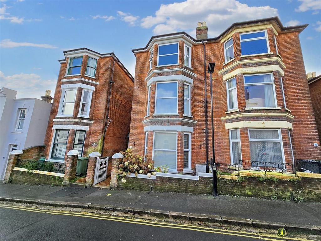 Nelson Street, Ryde, PO33 2EY 4 bed house for sale - £460,000