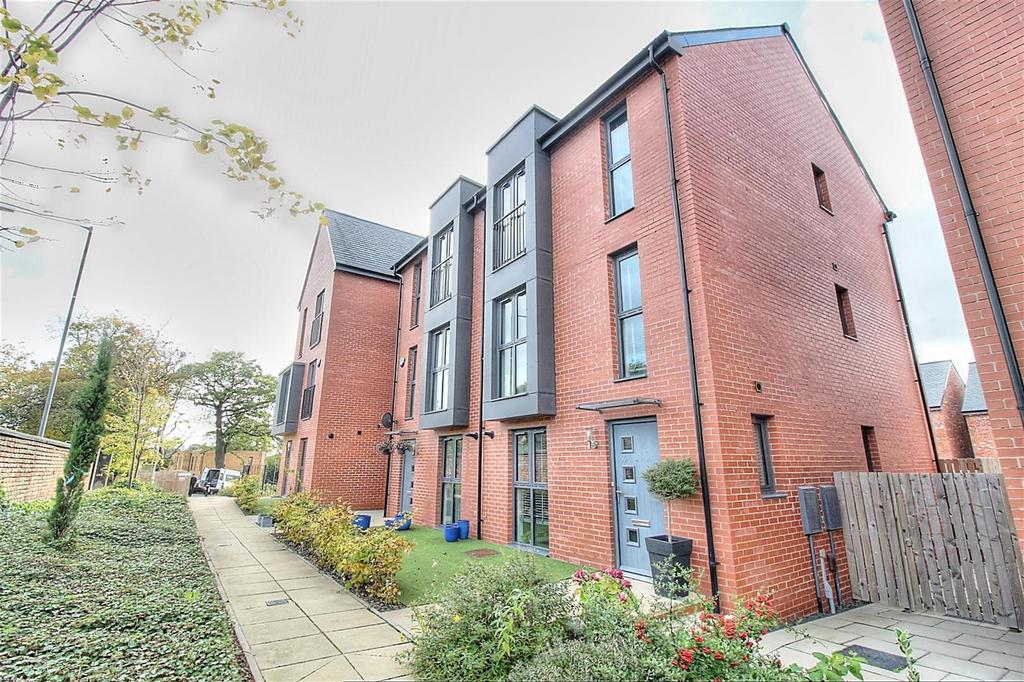 William Wailes Walk, Gateshead NE9 3 bed semi-detached house to rent ...