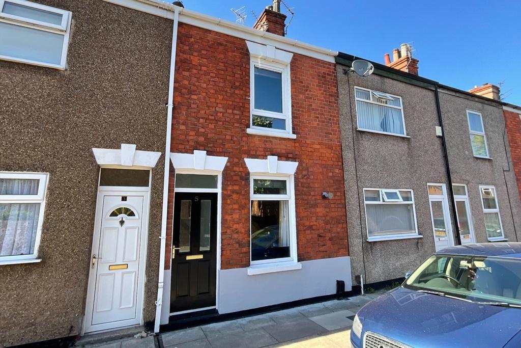 Veal Street, Grimsby, Lincolnshire, DN31 2 bed terraced house to rent - £495 pcm (£114 pw)