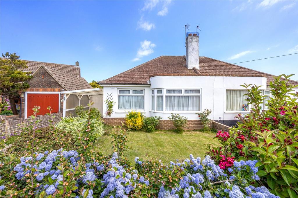 Abbotts Way, Lancing, West Sussex, BN15 2 bed bungalow for sale - £300,000