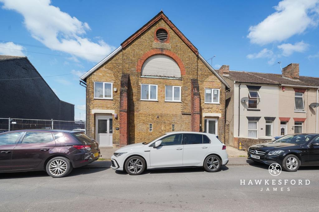 Shakespeare Road, Sittingbourne ME10 Office to rent - £750 pcm (£173 pw)