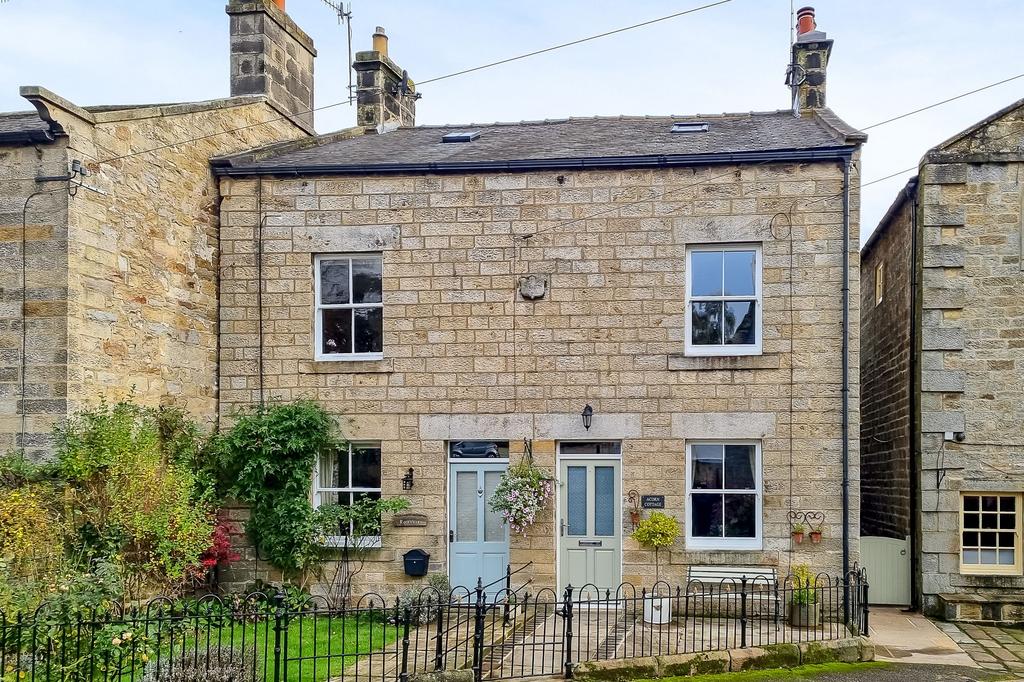 Dacre Banks, Harrogate, HG3 2 bed cottage to rent - £1,250 pcm (£288 pw)