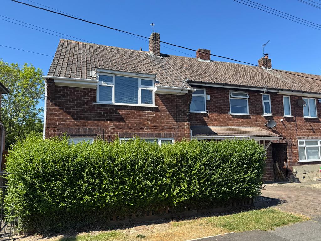 Stockton-on-Tees TS19 3 bed end of terrace house - £725 pcm (£167 pw)
