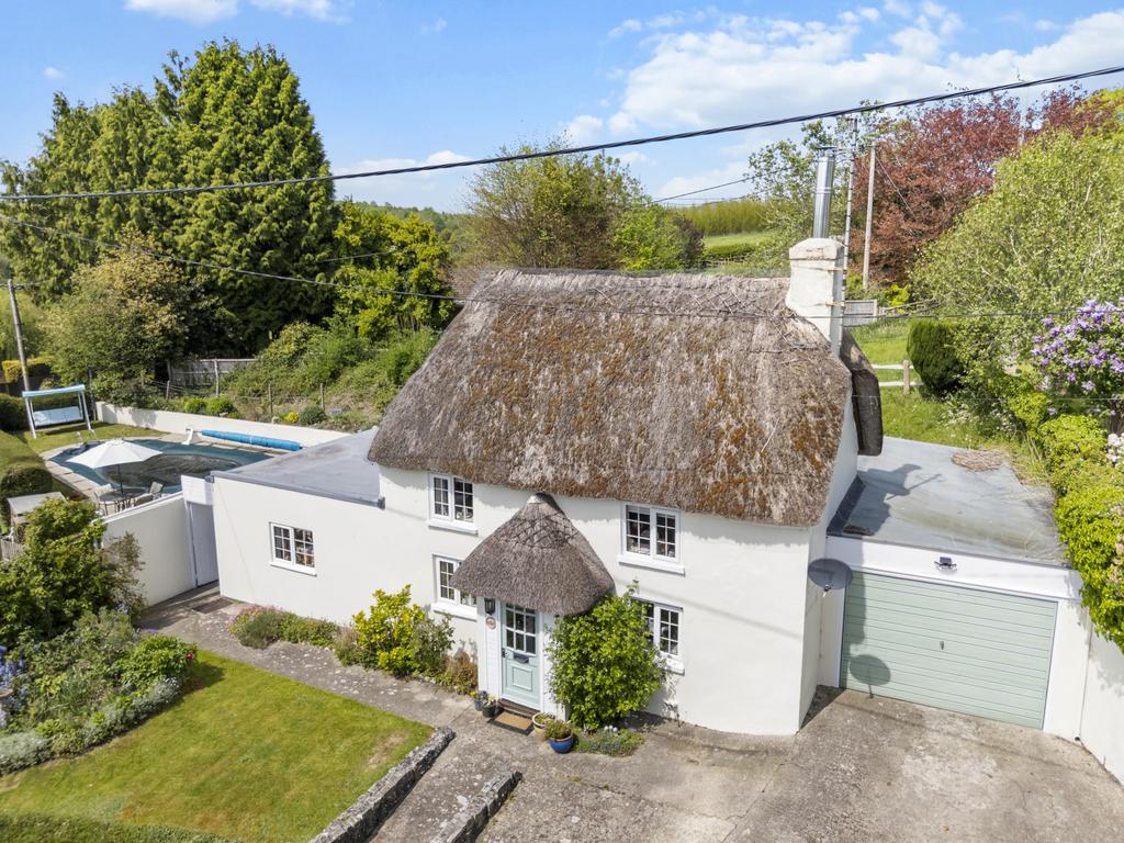 Cheselbourne, Dorset 3 bed detached house for sale - £450,000