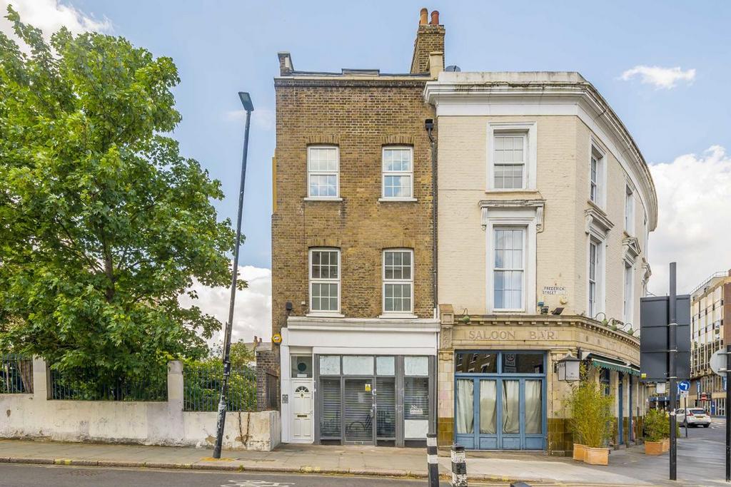 Frederick Street, London WC1X 4 bed flat - £5,997 pcm (£1,384 pw)