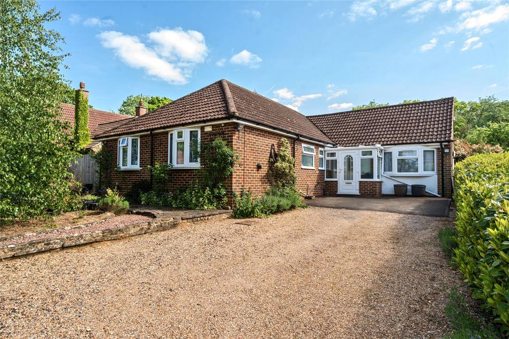 Winds Ridge, Send, Surrey, GU23 4 bed bungalow - £750,000