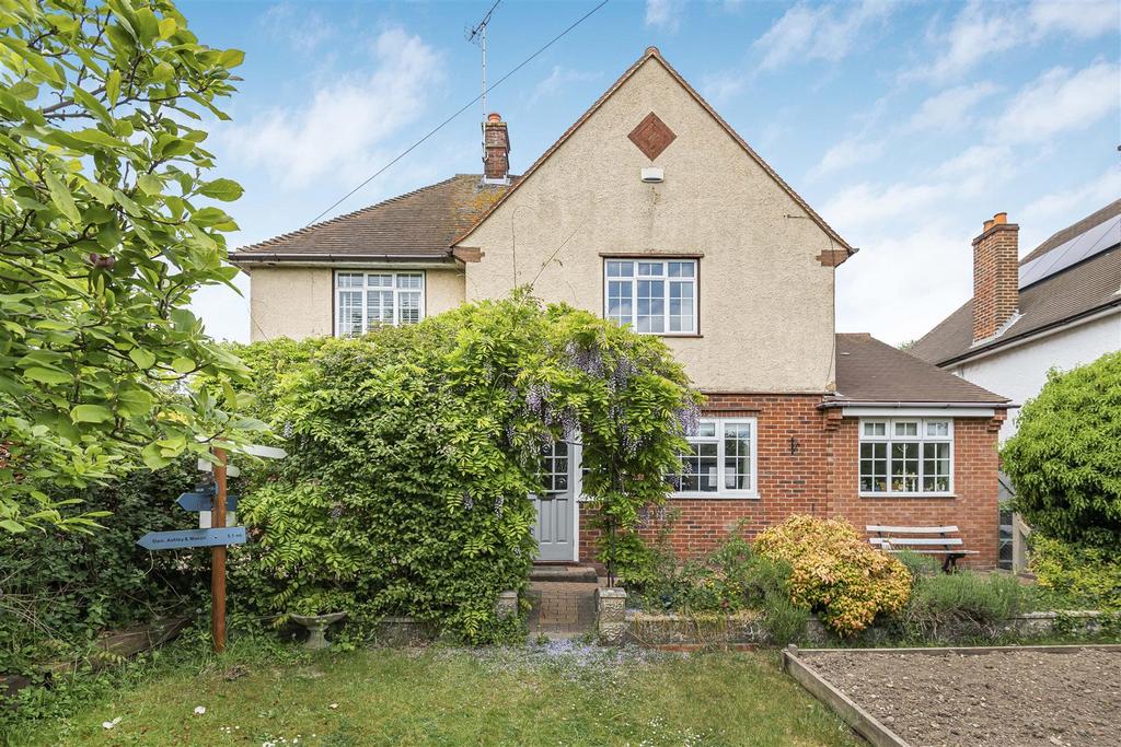 Henley Road, Caversham, Reading 3 bed detached house for sale - £750,000