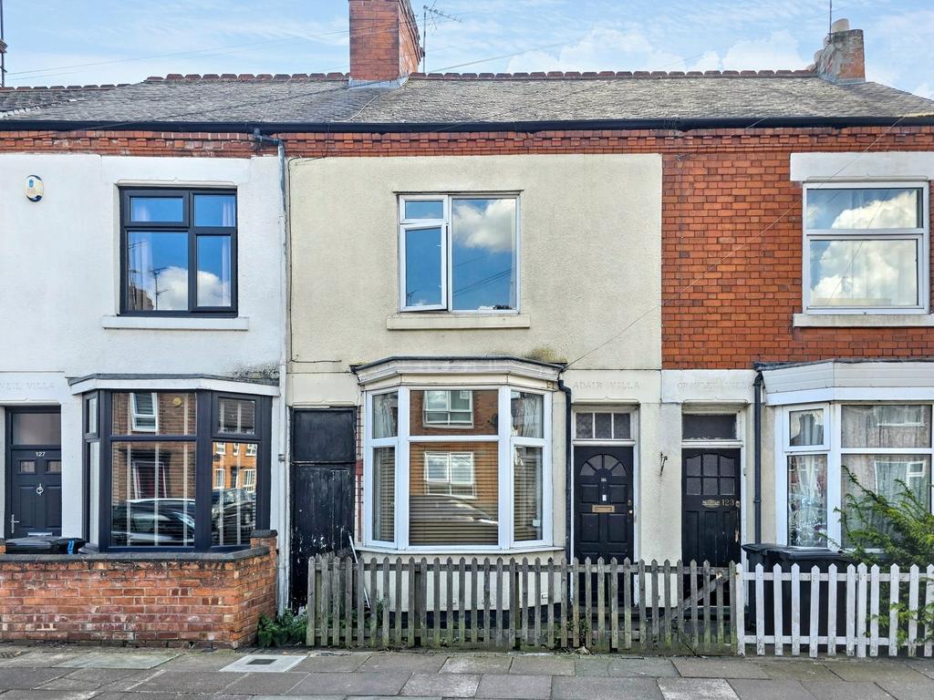 Lothair Road, Leicester... 2 bed terraced house for sale - £190,000