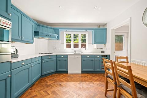 Houses for sale in Basingstoke | OnTheMarket
