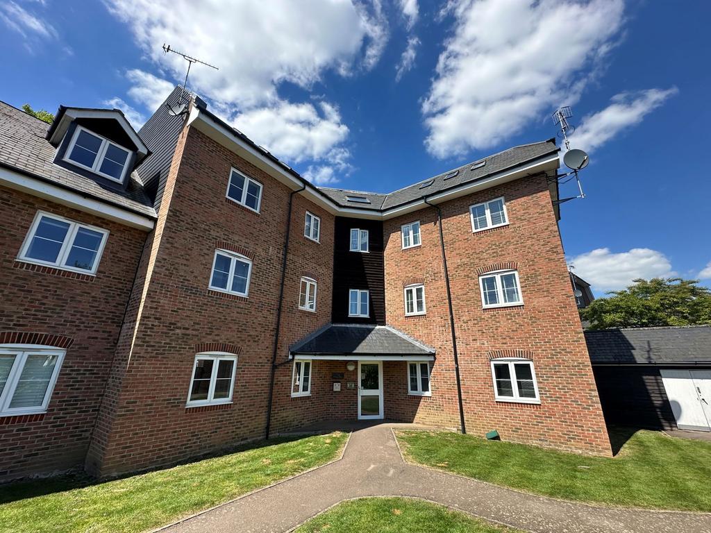 Wharf Way, Hunton Bridge, Kings... 2 bed apartment for sale - £250,000