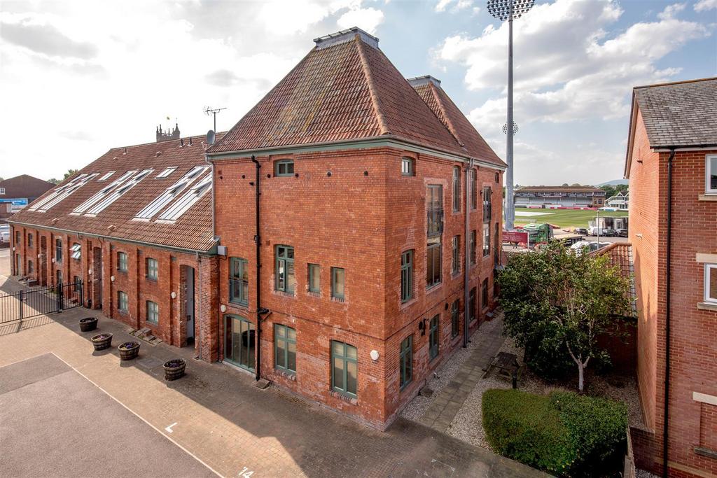 The Malthouse, Canon Street, Taunton 2 bed apartment - £1,400 pcm (£323 pw)