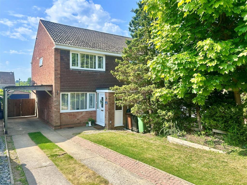 Spofforth Walk, Garforth, Leeds 2 bed semi-detached house for sale - £ ...