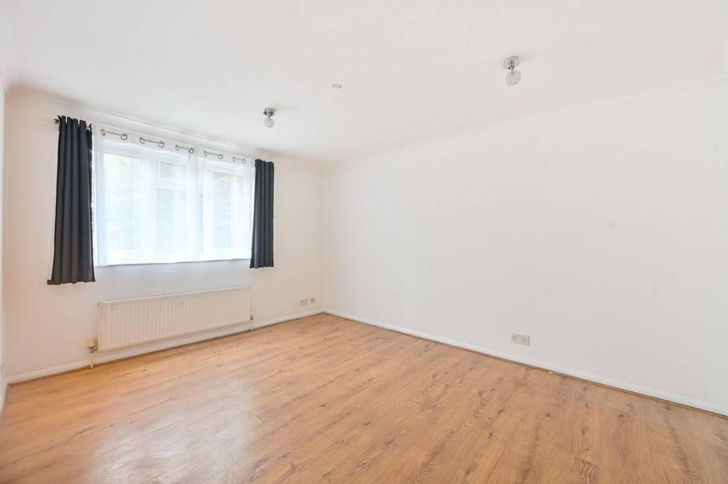 Cambridge Close, Neasden, London, NW10 1 bed flat for sale - £240,000