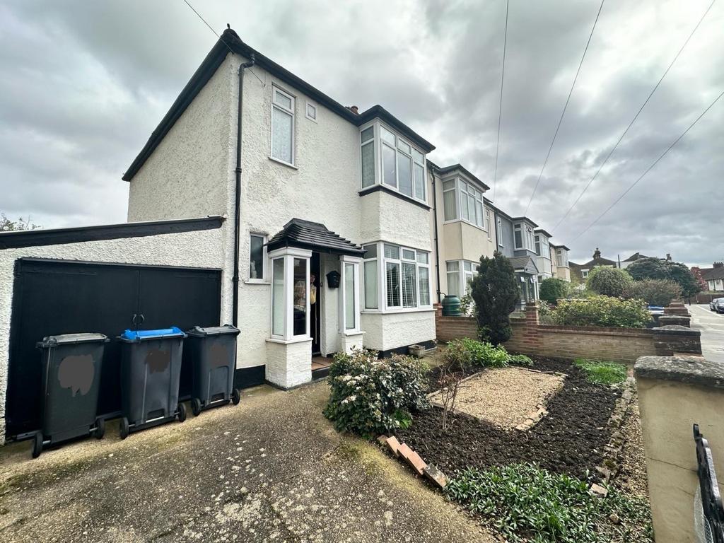Thornton Heath CR7 1 bed in a house share to rent - £750 pcm (£173 pw)