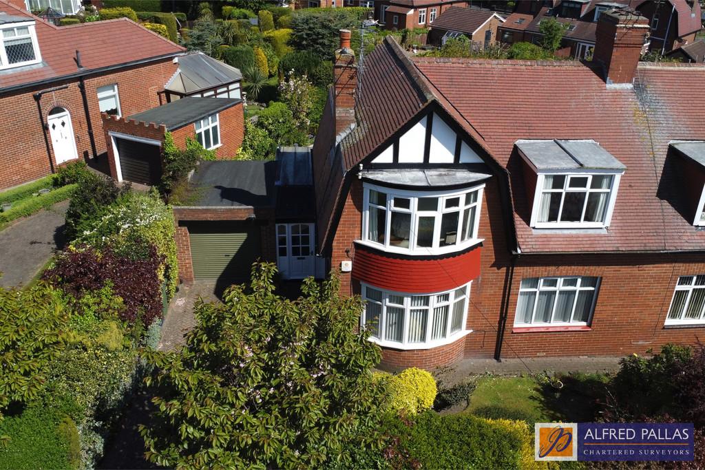 Viewforth Drive, Fulwell Mill 3 bed semi-detached house - £325,000