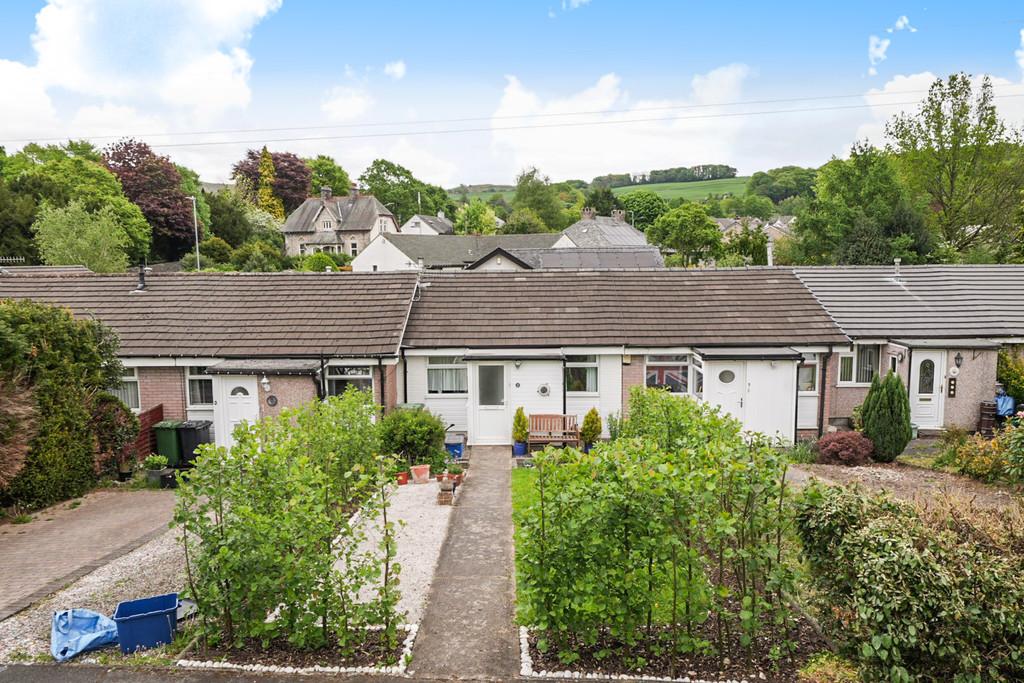 5 Rusland Park, Kendal, Cumbria, LA9 6AP 2 bed terraced bungalow for ...