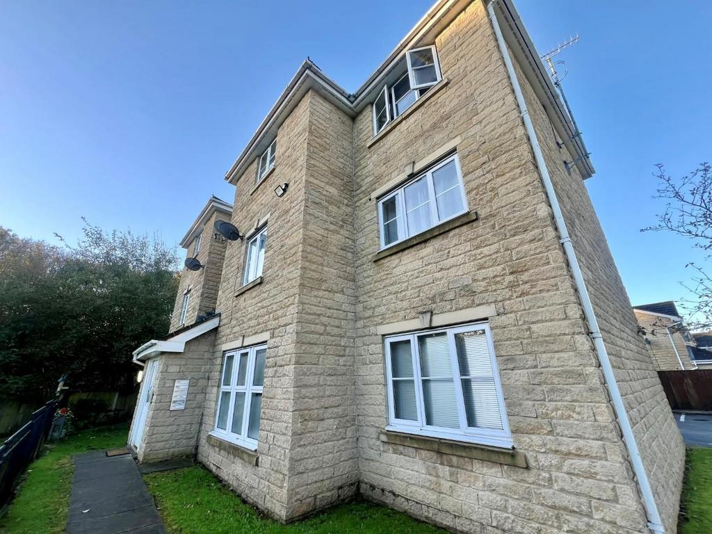 Longley Ings, Oxspring, Sheffield... 2 bed flat - £695 pcm (£160 pw)