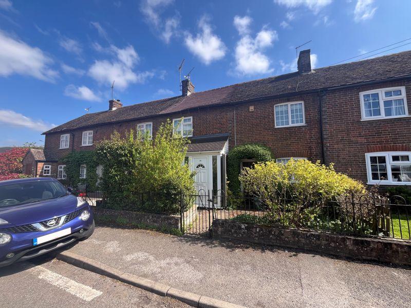Marsworth Road, Pitstone 2 bed terraced house for sale - £335,000