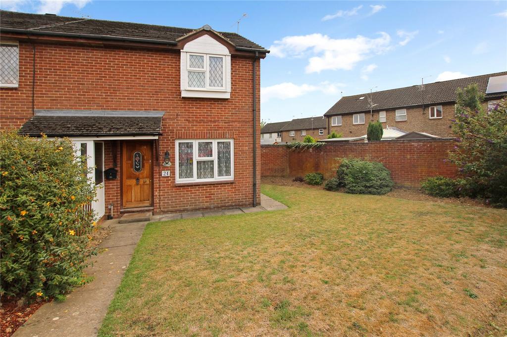 Dunstable LU5 2 bed end of terrace house - £1,200 pcm (£277 pw)