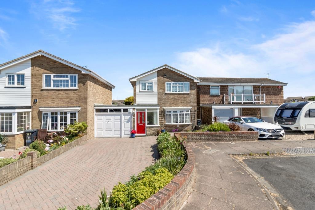 Princes Road, Eastbourne BN23 3 bed link detached house for sale - £375,000