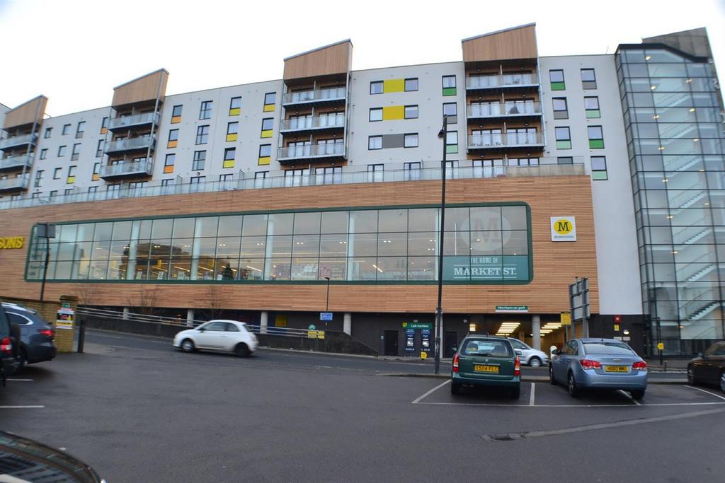 Trident Point, Pinner Road, Harrow... 2 bed flat for sale - £375,000