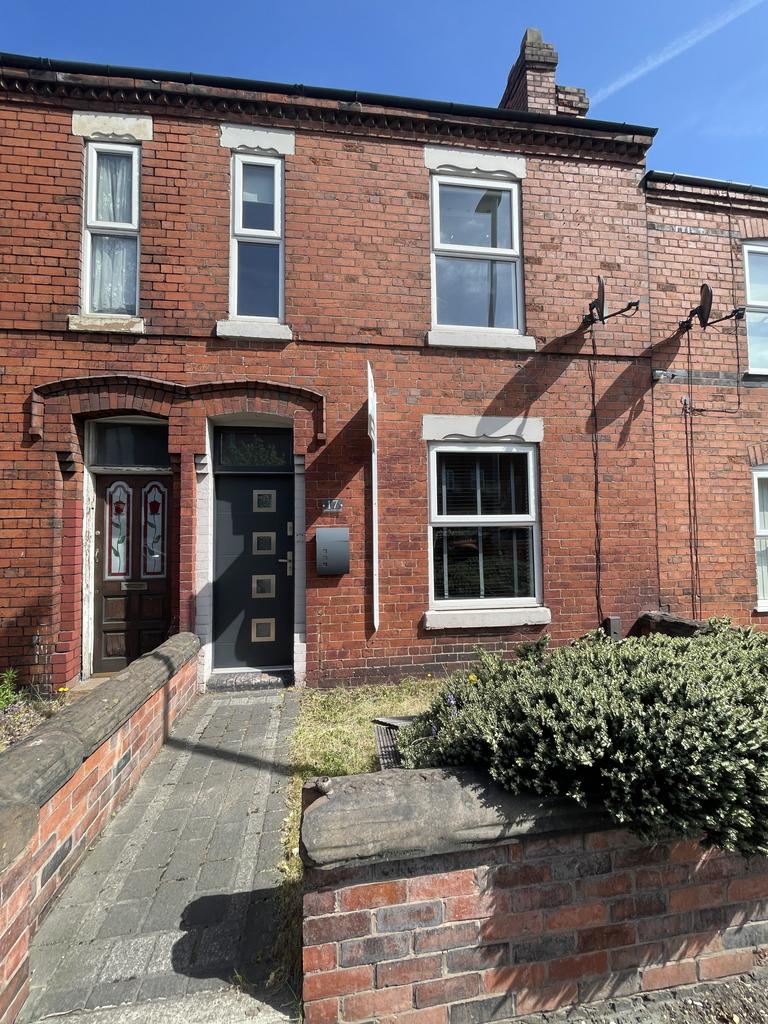 Marsh House Lane, Warrington... 3 bed terraced house to rent - £1,200 pcm (£277 pw)