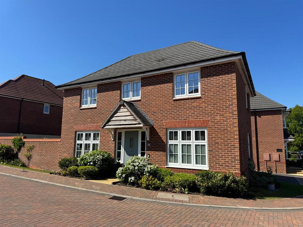 Croft View Close, Derby DE21 3 bed detached house for sale - £367,950