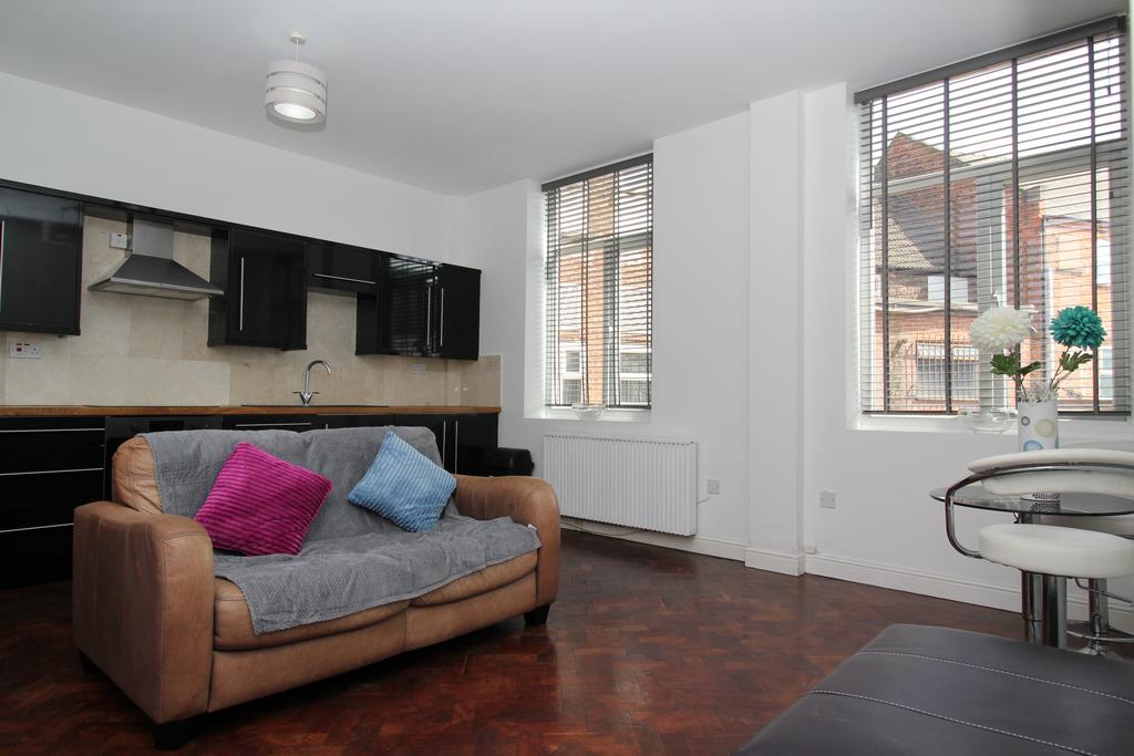 Jameson Street, Hull HU1 1 bed flat to rent - £725 pcm (£167 pw)