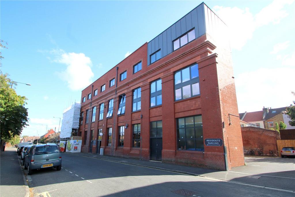 Raleigh Road, Southville, Bristol, BS3 3 bed apartment - £2,000 pcm (£462 pw)