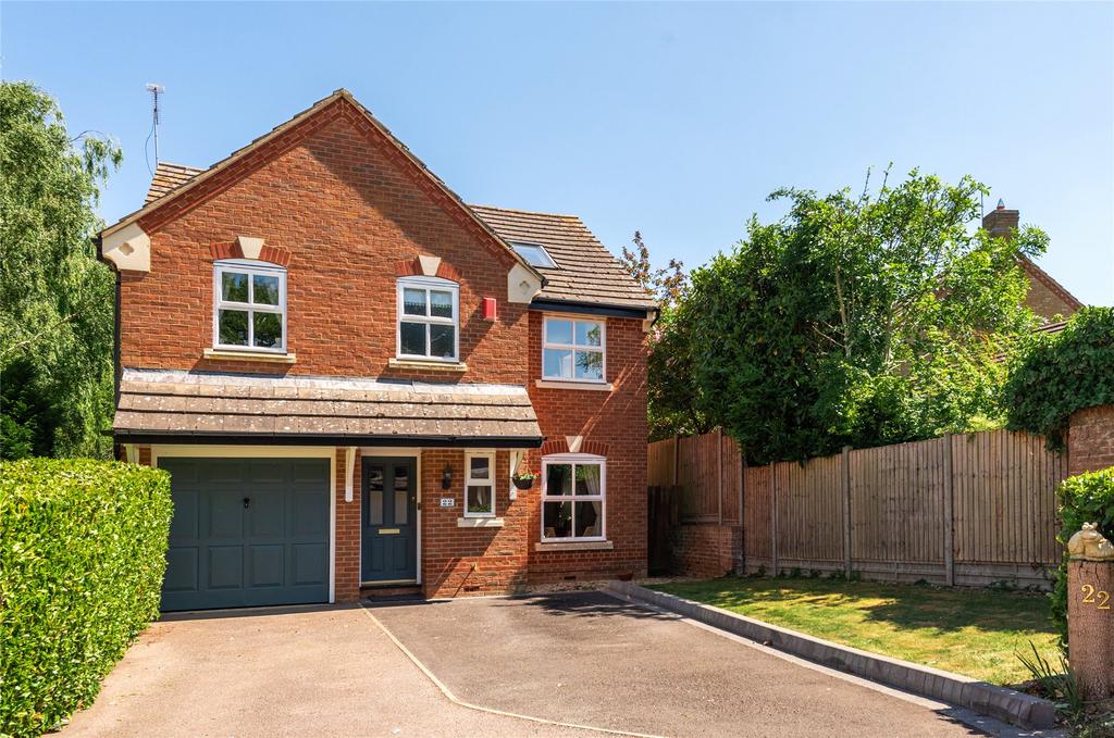 Priory Close, Turvey, Bedfordshire, MK43 5 bed detached house - £565,000