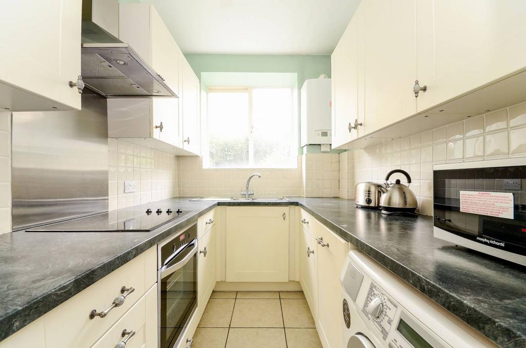 Lexham Gardens, South Kensington... 3 bed flat to rent - £4,984 pcm (£ ...