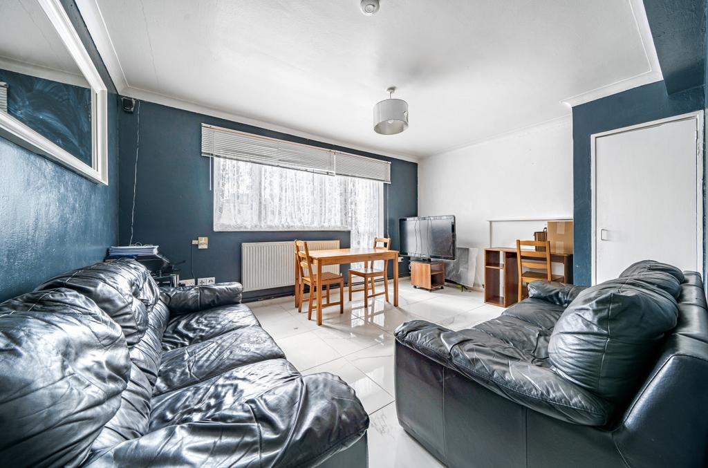 Heaton Road, Peckham, London 2 bed apartment for sale - £350,000