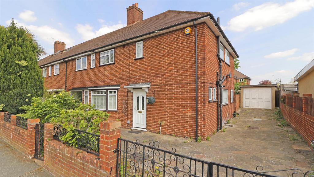 Great Harry Drive, Eltham SE9 3 bed end of terrace house for sale - £ ...